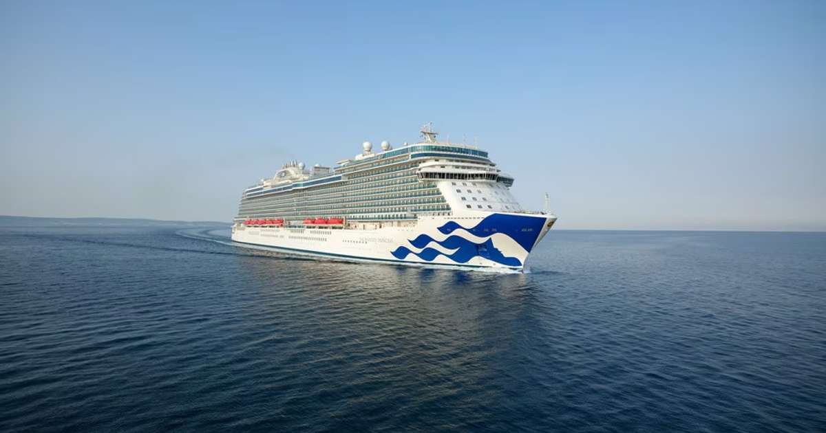 Enchanted Princess | Bookings, Ship Facilities & Images