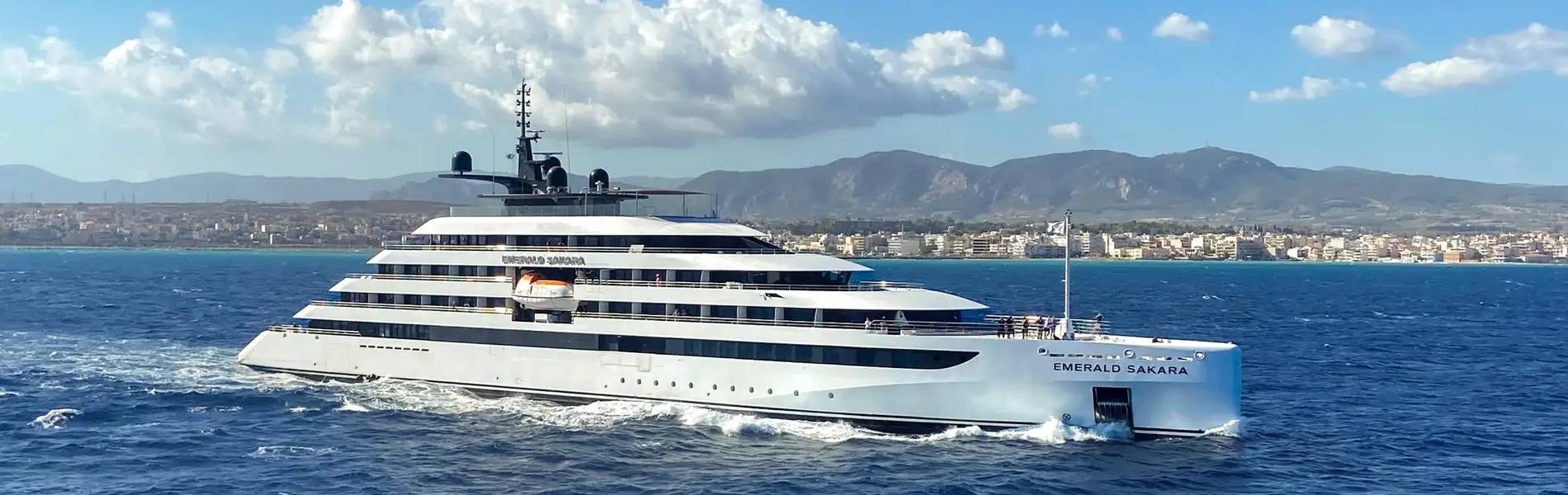 Book Emerald Sakara | Emerald Yacht Cruises | Iglu Cruise